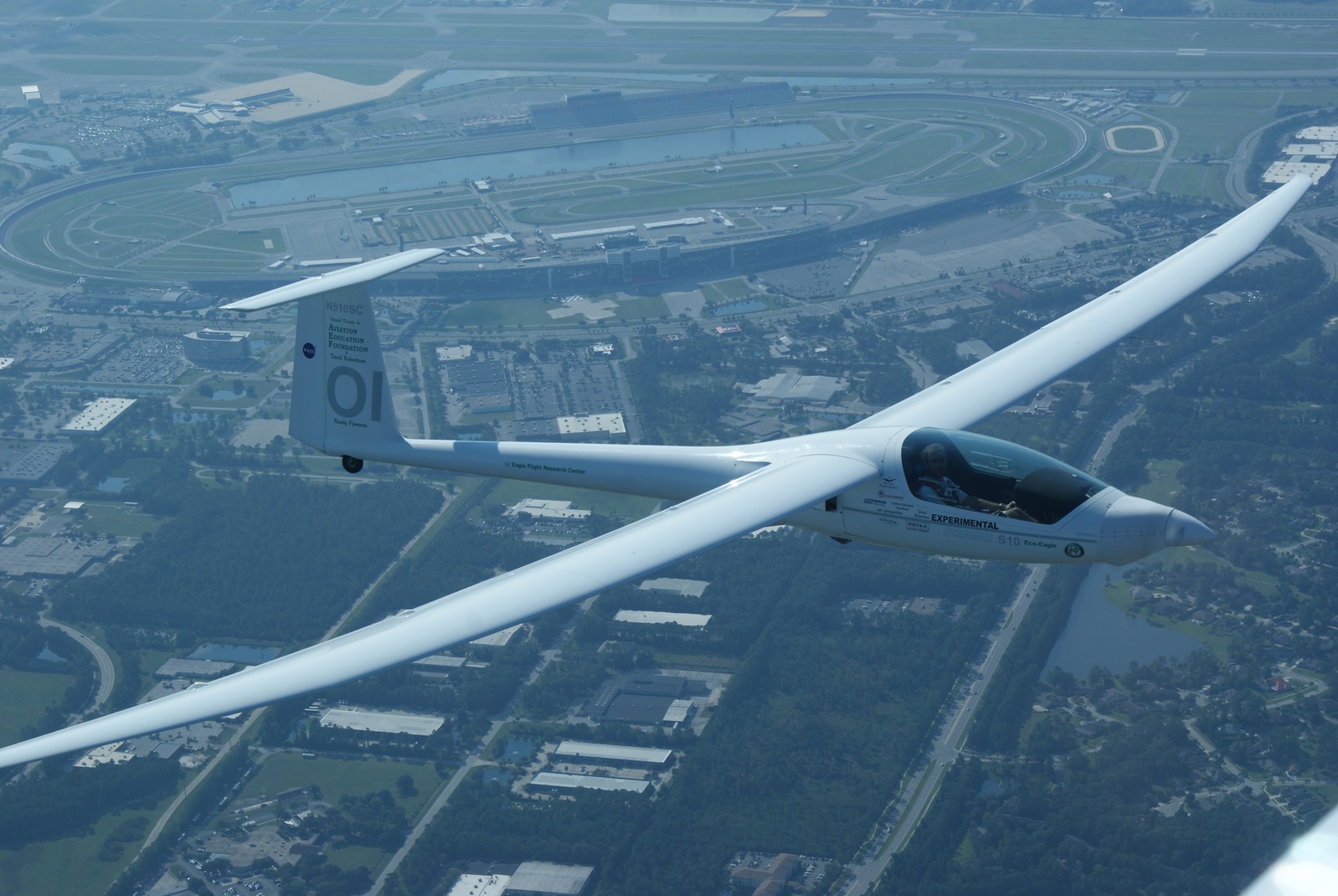 Milestones in Aviation: From the Collection of Embry-Riddle ...